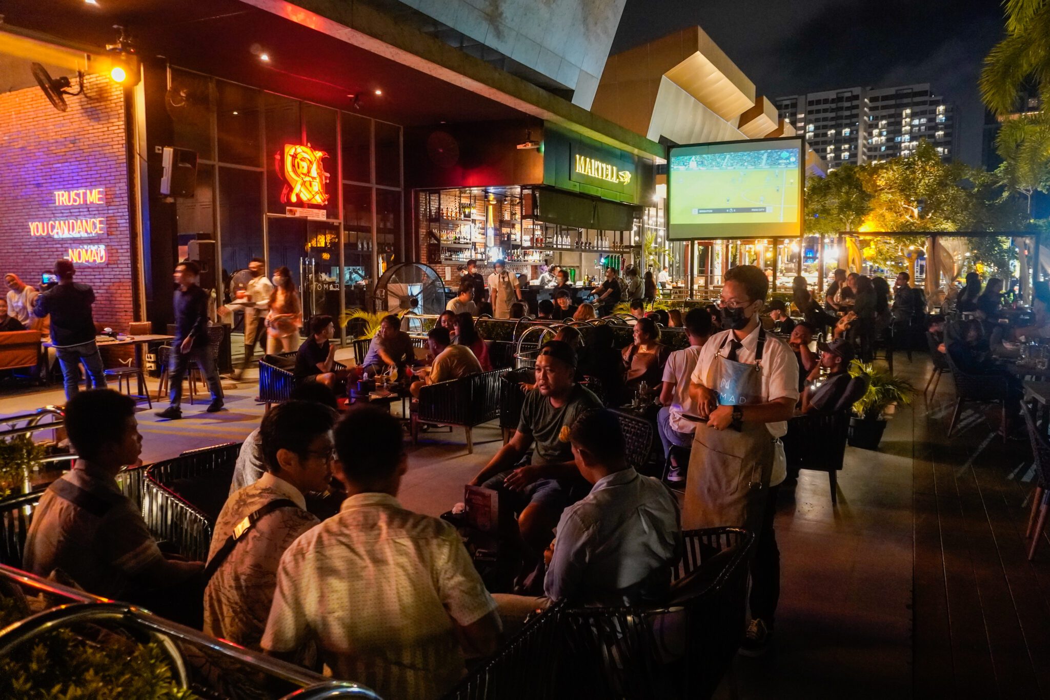 Momoo Juice Bar & Coffee Harbour Bay Seafood Jumbo Thai Kitchen SeeSea ...